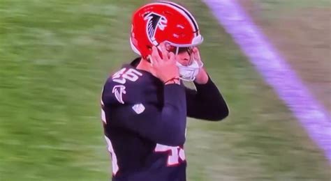 Mental Health Disorder Of Falcons Kicker Zane Gonzalez Came To Light When People Noticed What He