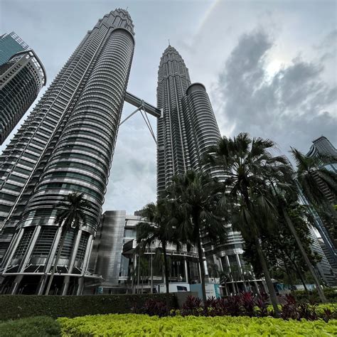 Twin Towers Wallpapers 4k Hd Backgrounds On Wallpaperbat