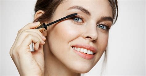 Best Mascaras For Dry Eyes — Gentle Hydrating Picks