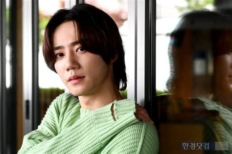 인터뷰 이준영 신인 배우냐고요 유키스 그 애 맞아요 Long Hair Styles Interview Young