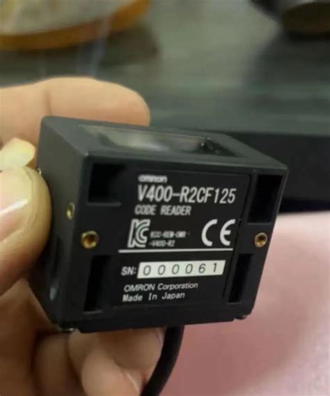 Omron Original Code Reader V400 R2cf125