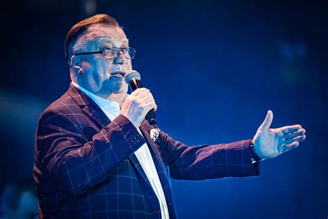 Hit Dana Halid Bešlić