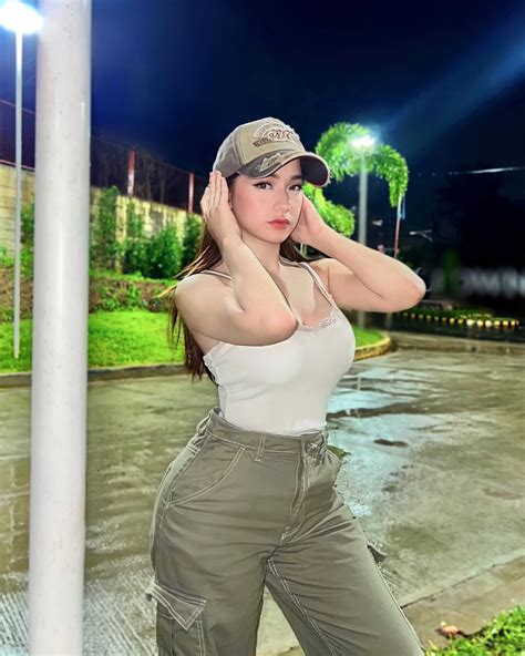 Jillian Ward R Celebsph