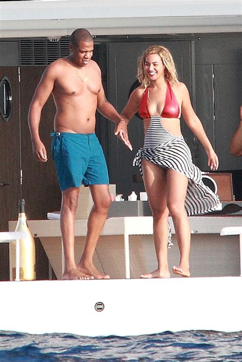 Photos All Aboard The Best Celebrity Yacht Photos Vanity Fair