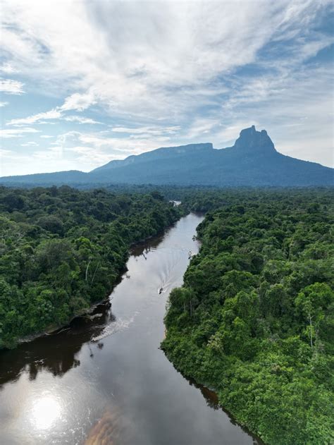 10 Facts About Pico Da Neblina In The Amazon Brazil Planetaexo