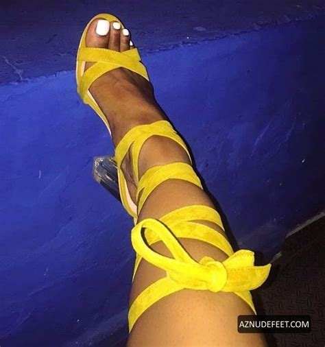 Sophie Feet Aznudefeet