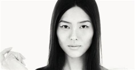 나를 밝혀주는 순백의 꽃잎