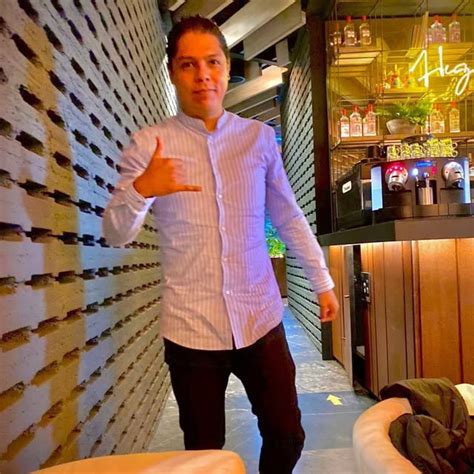 Miguel Villarruel Moremiguel • Threads Say More