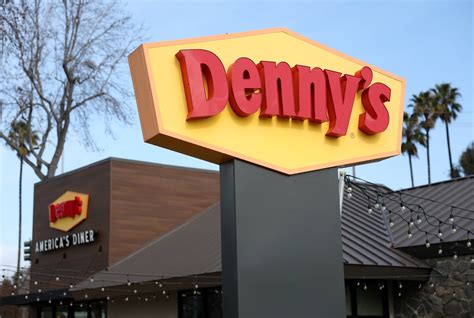 Dennys Closing 150 U S Restaurants By Years End What It Means For
