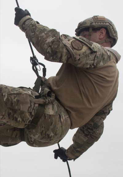 Army Guy Tumbex