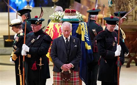 Así Es La Familia Real Después De La Muerte De Isabel Ii Grupo Milenio