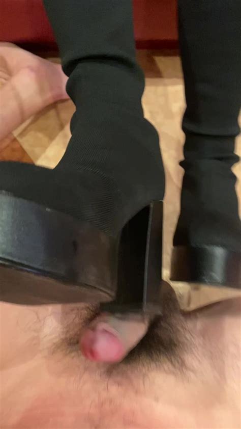 Femdom Bootjob Video 2