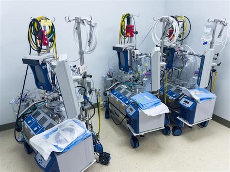 Premium Photo Chicago Il Usa October 22 2023 Cardiopulmonary Bypass Machine During Heart