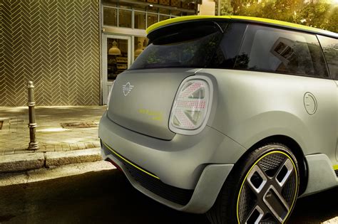 Minis Electric Concept Still Looks Like A Mini But Also Screams Ev