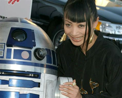Bai Ling Star Wars 3 The Revenge Of The Sith Premier Manns Village