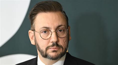 Murre Misshandlare I Gott Sällskap Fokus