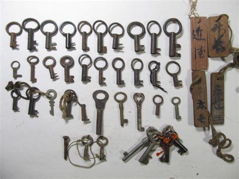 Yahoo オークション 江戸時代 箪笥の鍵 35本 古民芸品
