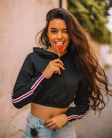 Martadiaz Desabrocha Pantalon Komotu Ya Abajo Lo Otro Arriba 2