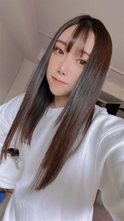 좋아하는 사람과만 ㅅㅅ 한다는 누나 후방주의 꾸르