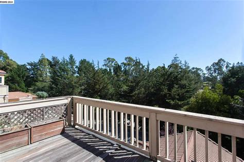 7400 Skyline Blvd Oakland Ca 94611 Redfin