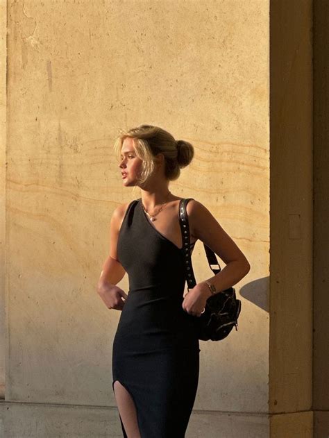 Fashion Aesthetic Blackdress Summer Instagram Fashion Poses Jules Aesthetic