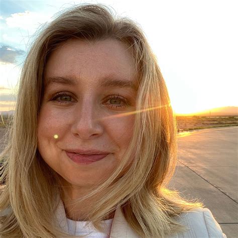 Macaela Mackenzie Latest Articles Glamour