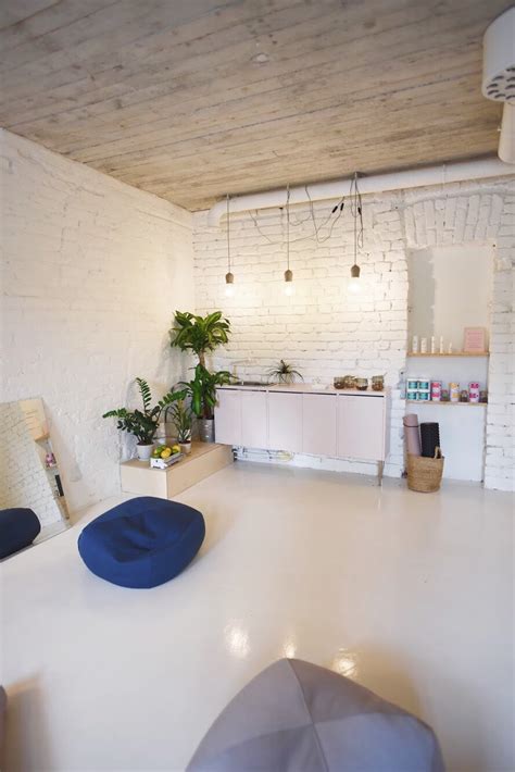 Float Kallio Sunday Blondie