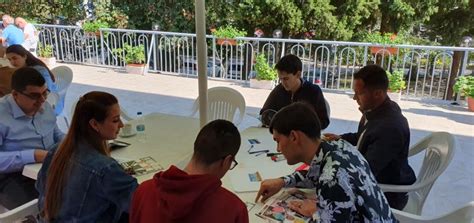 Успешен финал на четвъртото издание на стажантската програма на ЕСО Над