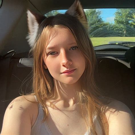 Chloe 🤍 Cocojf1701 Snapchat Stories Spotlight And Lenses