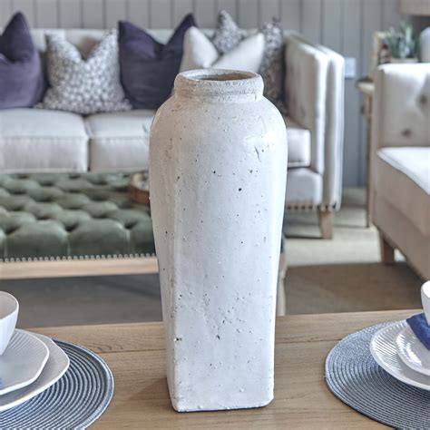 Small Column Vase White La Residence Interiors