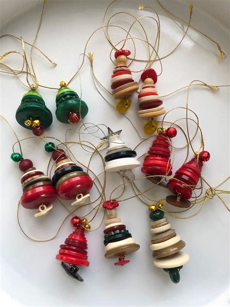 Button Christmas Tree Decorations Vintage And Newer Buttons Etsy Uk