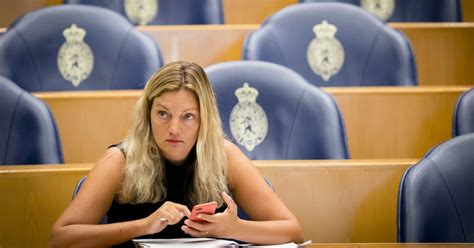 Tegen De Term Scheefwoner Kan Sper Sandra Beckerman Zich Moeilijk