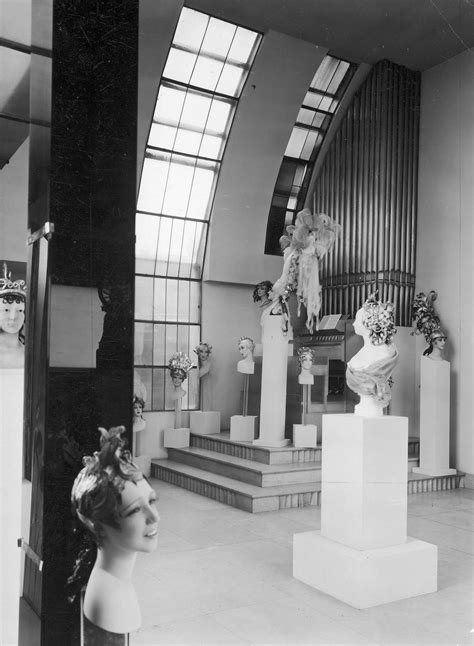 Kim Była Projektantka Sara Lipska