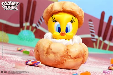 Looney Tunes Tweety Cream Puff Figure