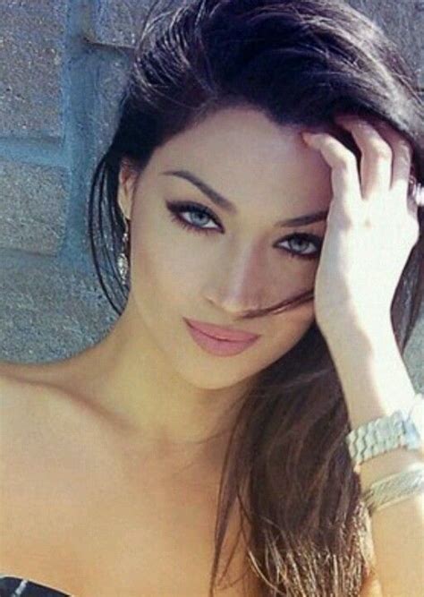 Iranian Women Models