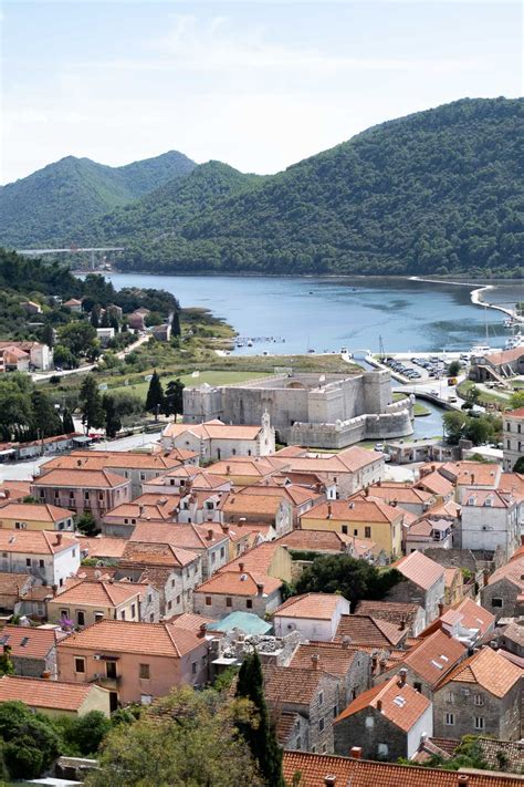 A Guide To Ston And Mali Ston Croatia Man Vs Globe