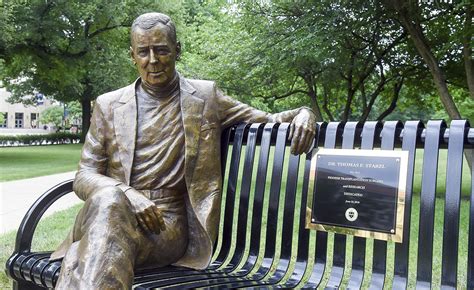 New Statue Pays Tribute To Legendary Transplant Surgeon Thomas Starzl
