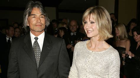 Olivia Newton John Was Haunted By Exs Mysterious Disappearance Author