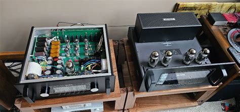 Audio Research Reference 80s Tube Amplifier And Matching Reference 6