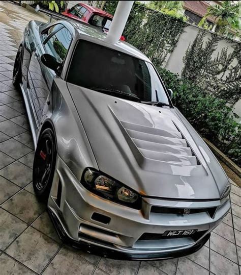 Skyline R34 Millenium Jade Carporn