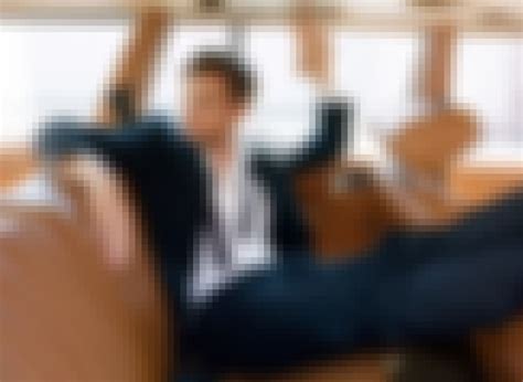 Matthew Gray Gubler Shirtless Photos