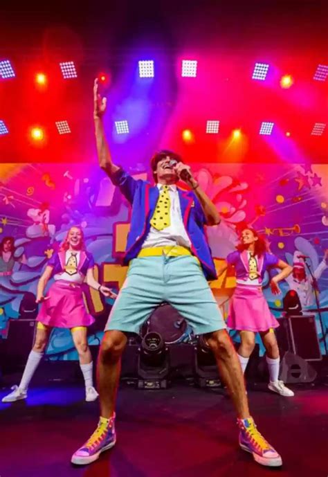 מני ממטרה והלהקה הצגה חדשה 🎉 2024 כרטיסים זמינים