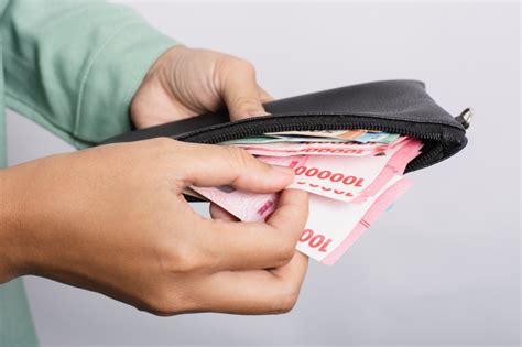 7 Ciri Ciri Uang Palsu Waspadai Peredarannya