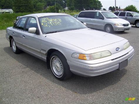 1992 Titanium Frost Metallic Ford Crown Victoria Lx 11981343 Photo 7