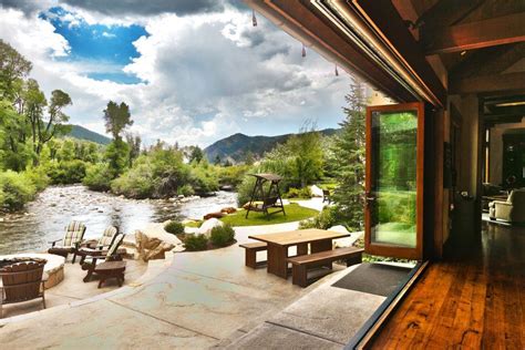 Riverbend Ranch A Rare And Elegant Riverfront Estate