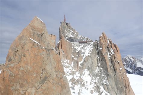 Aiguille Du Midi Arête Des Cosmiques