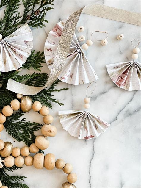Christmas Ornaments Wallpapers 4k Hd Backgrounds On Wallpaperbat