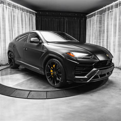 Lamborghini Urus Sharp Exotics