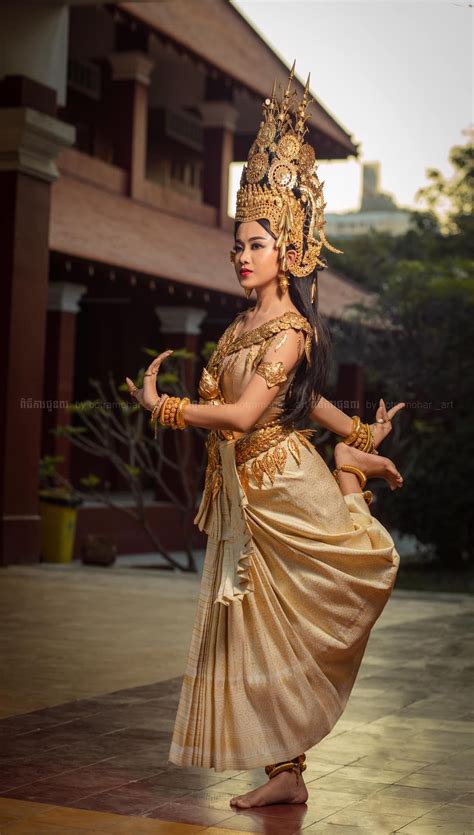 Royal Ballet Of Cambodia Wikipedia Indian Apsara Dress Apsara Ali