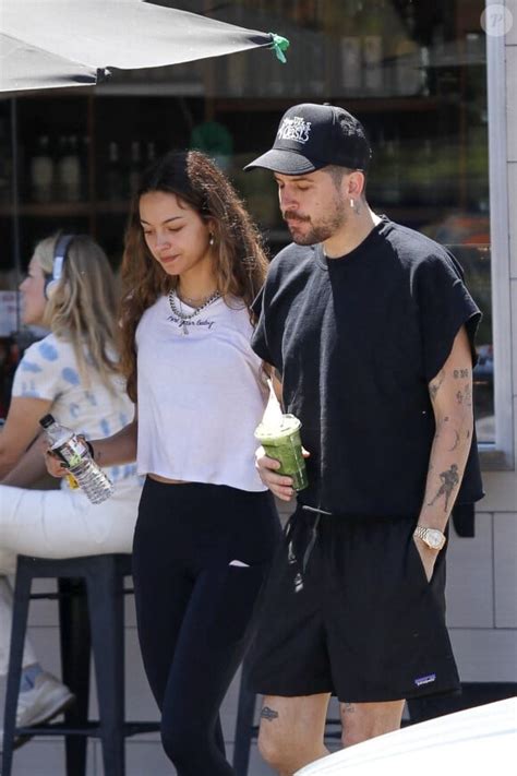 Photo En Couple Avec Le Rappeur G Eazy Elle Se Trouve Actuellement à